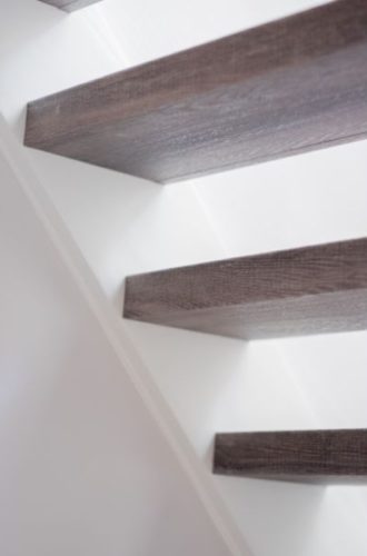 Open trap bekleden met PVC - Level2 Traprenovatie